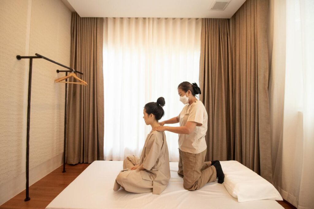 Back, Neck, and Shoulder Massage | Makkha Health & Spa